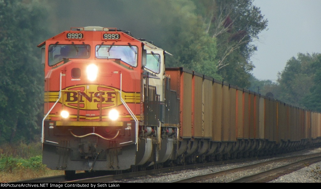 BNSF 9993 on NS #681